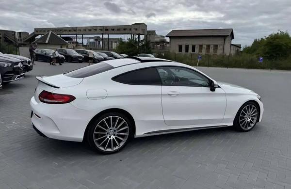 Мерседес Ц 220 2017 в Тельшяй на AUTOMOTO.COM.LV Белый Мерседес Ц 220 2017 в Тельшяй, объемом двигателя 2.10 л и пробегом 236 тыс. км за 16990 €, фото 10 на AUTOMOTO.COM.LV
