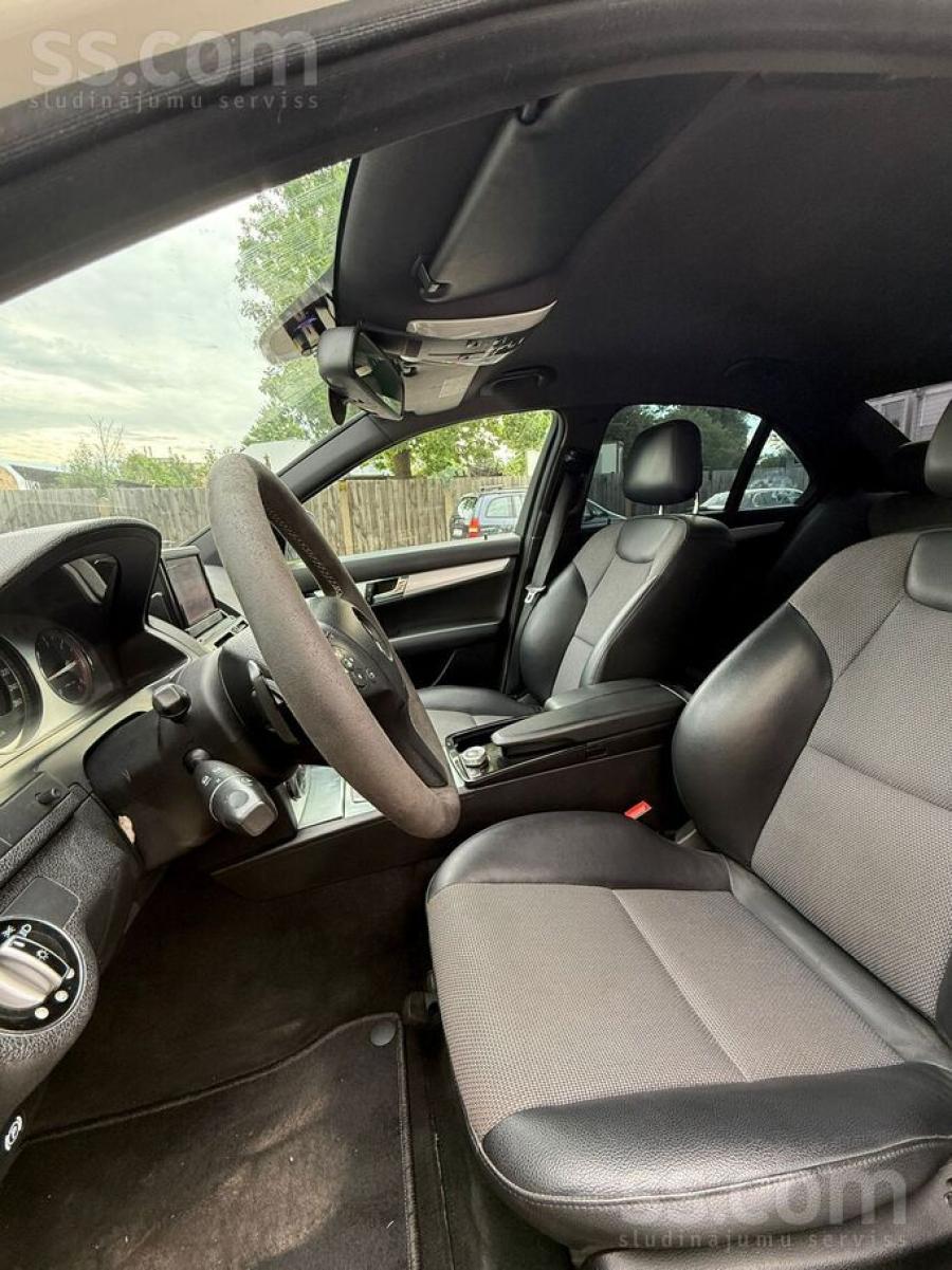 Balts Mercedes-Benz c-220 2007 Rīga, ar dzinēja tilpumu 2.20 L un nobraukumu 0 tūkst. km par 4900 €, foto 11 vietnē AUTOMOTO.COM.LV