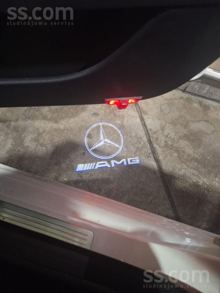White Mercedes-Benz c-220 2009 in Riga, with an engine capacity of 2.20 L and mileage of 271 thousand km for 5500 €, photo 6 on AUTOMOTO.COM.LV