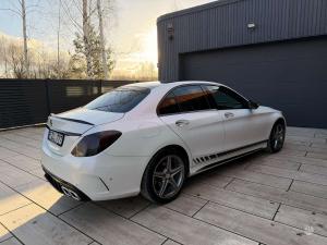 White Mercedes-Benz c-220 2014 in Siauliai, with an engine capacity of 2.20 L and mileage of 370 thousand km for 15750 €, photo 4 on AUTOMOTO.COM.LV
