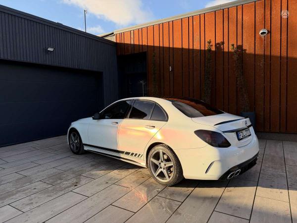 White Mercedes-Benz c-220 2014 in Siauliai, with an engine capacity of 2.20 L and mileage of 370 thousand km for 15750 €, photo 5 on AUTOMOTO.COM.LV