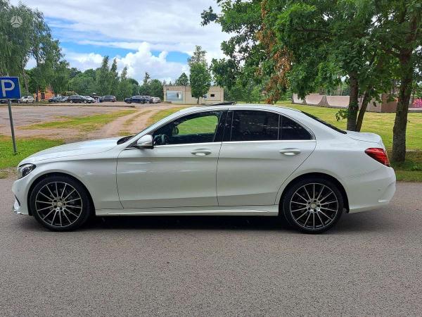 White Mercedes-Benz c-220 2014 in Taurage, with an engine capacity of 2.20 L and mileage of 217 thousand km for 14400 €, photo 6 on AUTOMOTO.COM.LV