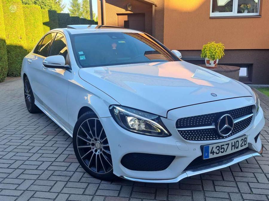 White Mercedes-Benz c-220 2014 in Taurage, with an engine capacity of 0.00 L and mileage of 217 thousand km for 14200 €, photo 7 on AUTOMOTO.COM.LV