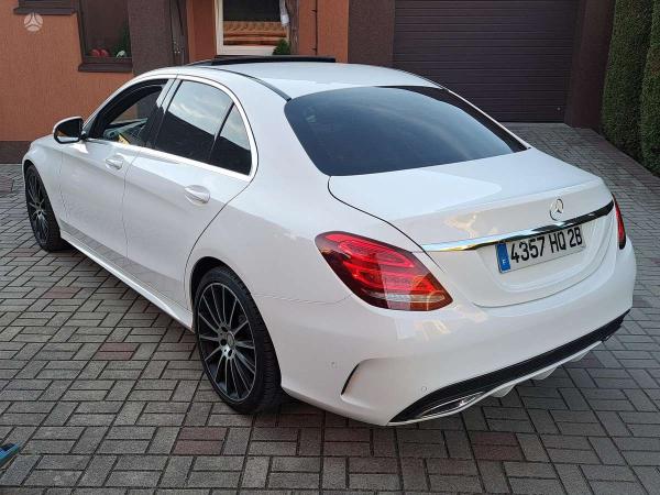 White Mercedes-Benz c-220 2014 in Taurage, with an engine capacity of 0.00 L and mileage of 217 thousand km for 14200 €, photo 8 on AUTOMOTO.COM.LV