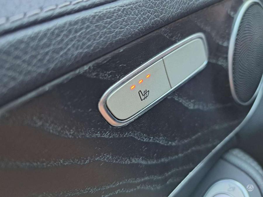 White Mercedes-Benz c-220 2014 in Taurage, with an engine capacity of 0.00 L and mileage of 217 thousand km for 14200 €, photo 23 on AUTOMOTO.COM.LV