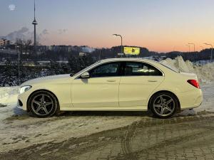 White Mercedes-Benz c-220 2016 in Vilnius, with an engine capacity of 2.14 L and mileage of 171 thousand km for 15000 €, photo 6 on AUTOMOTO.COM.LV