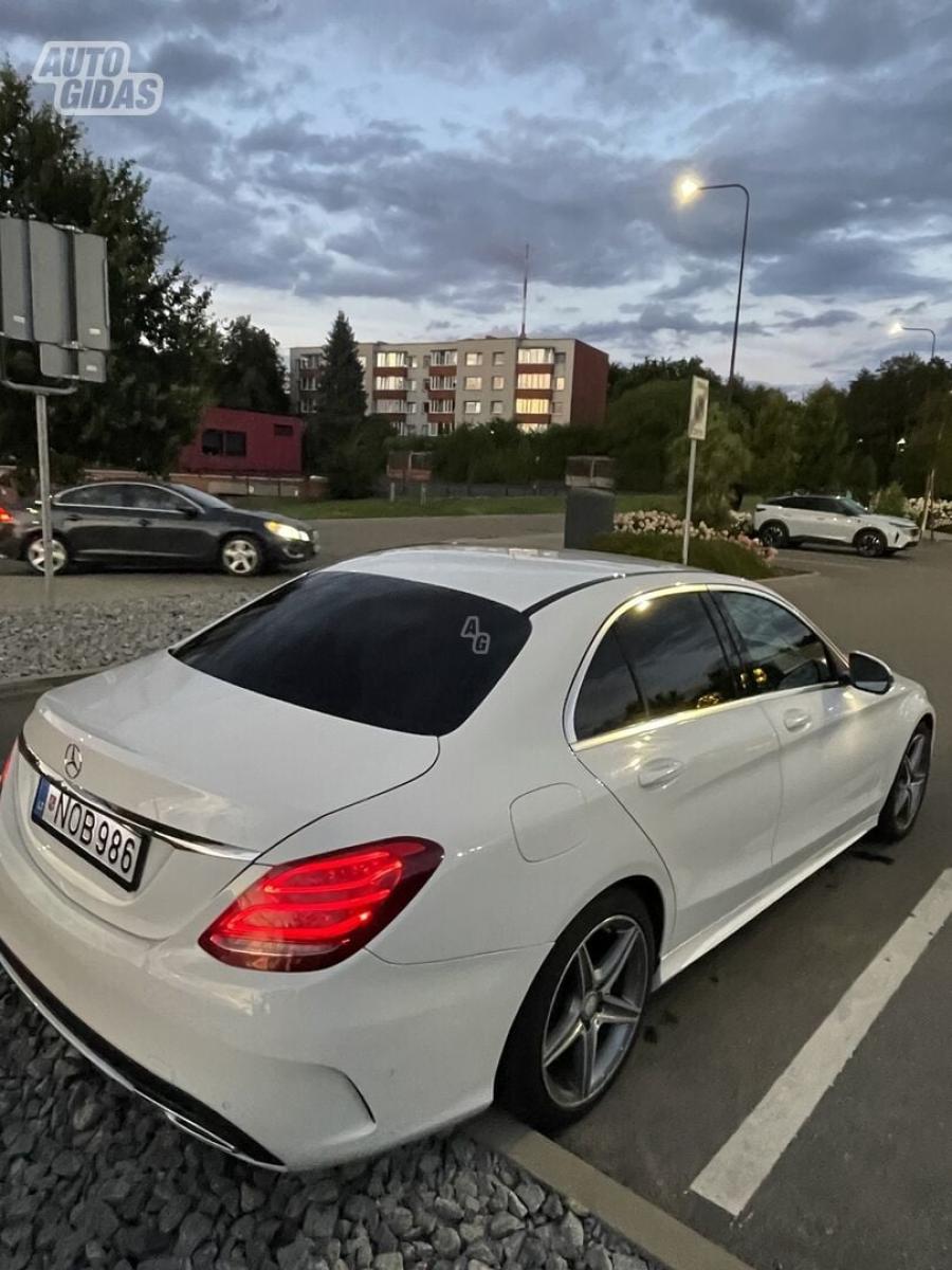 White Mercedes-Benz c-220 2016 in Vilnius, with an engine capacity of 2.10 L and mileage of 340 thousand km for 13300 €, photo 7 on AUTOMOTO.COM.LV