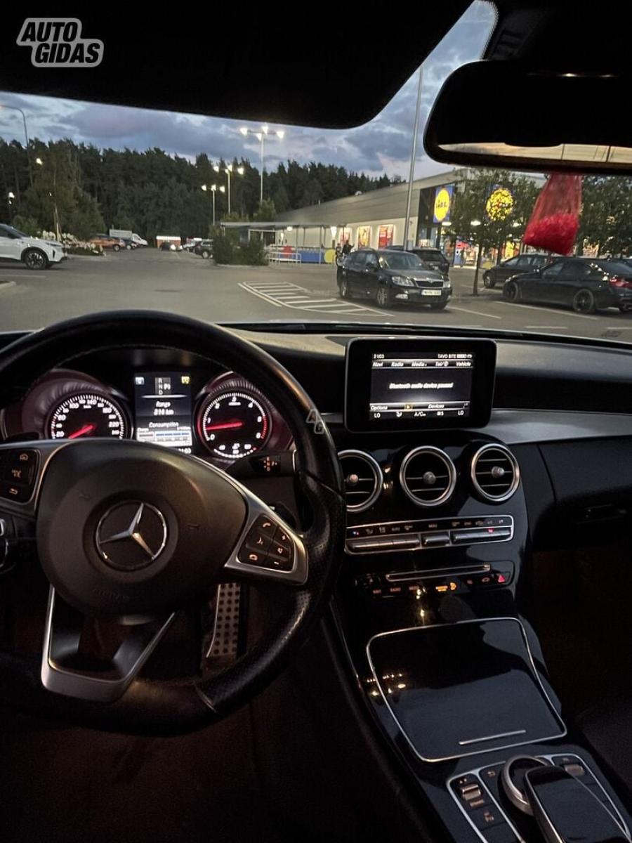 White Mercedes-Benz c-220 2016 in Vilnius, with an engine capacity of 2.10 L and mileage of 340 thousand km for 13300 €, photo 9 on AUTOMOTO.COM.LV