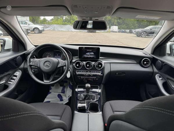 White Mercedes-Benz c-220 2016 in Panevezys, with an engine capacity of 2.14 L and mileage of 211 thousand km for 9300 €, photo 6 on AUTOMOTO.COM.LV