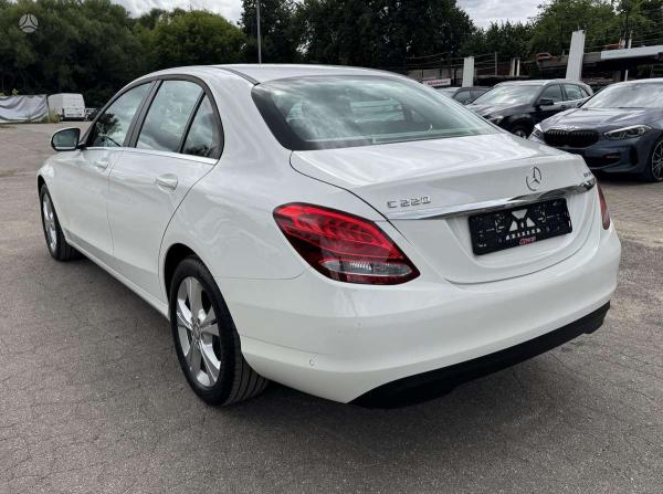 White Mercedes-Benz c-220 2016 in Panevezys, with an engine capacity of 2.14 L and mileage of 211 thousand km for 8900 €, photo 1 on AUTOMOTO.COM.LV