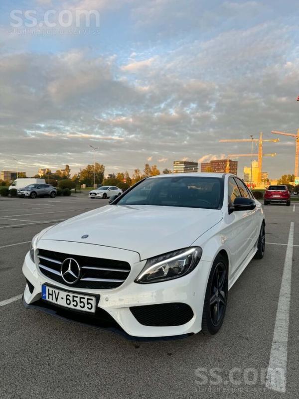 White Mercedes-Benz c-220 2016 in Riga, with an engine capacity of 2.20 L and mileage of 179 thousand km for 17990 €, photo 1 on AUTOMOTO.COM.LV