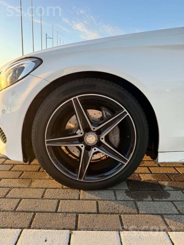 White Mercedes-Benz c-220 2016 in Riga, with an engine capacity of 2.20 L and mileage of 179 thousand km for 17990 €, photo 10 on AUTOMOTO.COM.LV