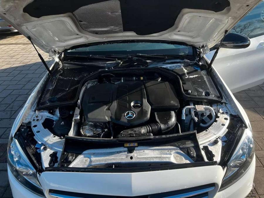 Balts Mercedes-Benz c-220 2019 Prienai, ar dzinēja tilpumu 1.95 L un nobraukumu 209 tūkst. km par 14300 €, foto 16 vietnē AUTOMOTO.COM.LV