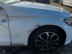 Balts Mercedes-Benz c-220 2019 Prienai, ar dzinēja tilpumu 1.95 L un nobraukumu 209 tūkst. km par 14300 €, foto 17 vietnē AUTOMOTO.COM.LV