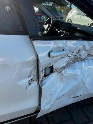 Balts Mercedes-Benz c-220 2019 Prienai, ar dzinēja tilpumu 1.95 L un nobraukumu 209 tūkst. km par 14300 €, foto 20 vietnē AUTOMOTO.COM.LV