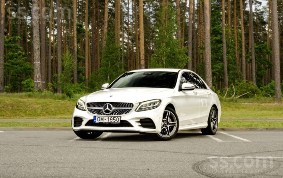 Balts Mercedes-Benz c-220 2020 Rīga, ar dzinēja tilpumu 2.00 L un nobraukumu 160 tūkst. km par 23490 €, foto 1 vietnē AUTOMOTO.COM.LV