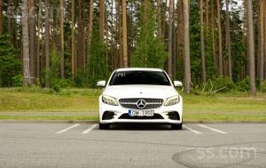 Balts Mercedes-Benz c-220 2020 Rīga, ar dzinēja tilpumu 2.00 L un nobraukumu 160 tūkst. km par 22190 €, foto 4 vietnē AUTOMOTO.COM.LV