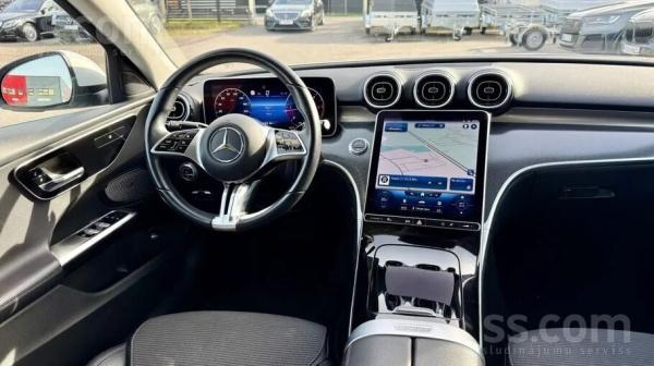 White Mercedes-Benz c-220 2021 in Tallinn, with an engine capacity of 2.00 L and mileage of 80 thousand km for 29899 €, photo 9 on AUTOMOTO.COM.LV