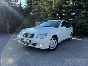 White Mercedes-Benz c-220 2006 in Riga, with an engine capacity of 2.20 L and mileage of 460 thousand km for 1670 €, photo  on AUTOMOTO.COM.LV