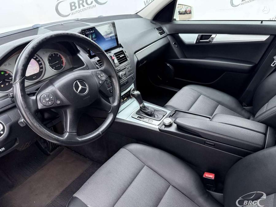 Balts Mercedes-Benz c-220 2008 Klaipėda, ar dzinēja tilpumu 2.15 L un nobraukumu 305 tūkst. km par 3900 €, foto 18 vietnē AUTOMOTO.COM.LV