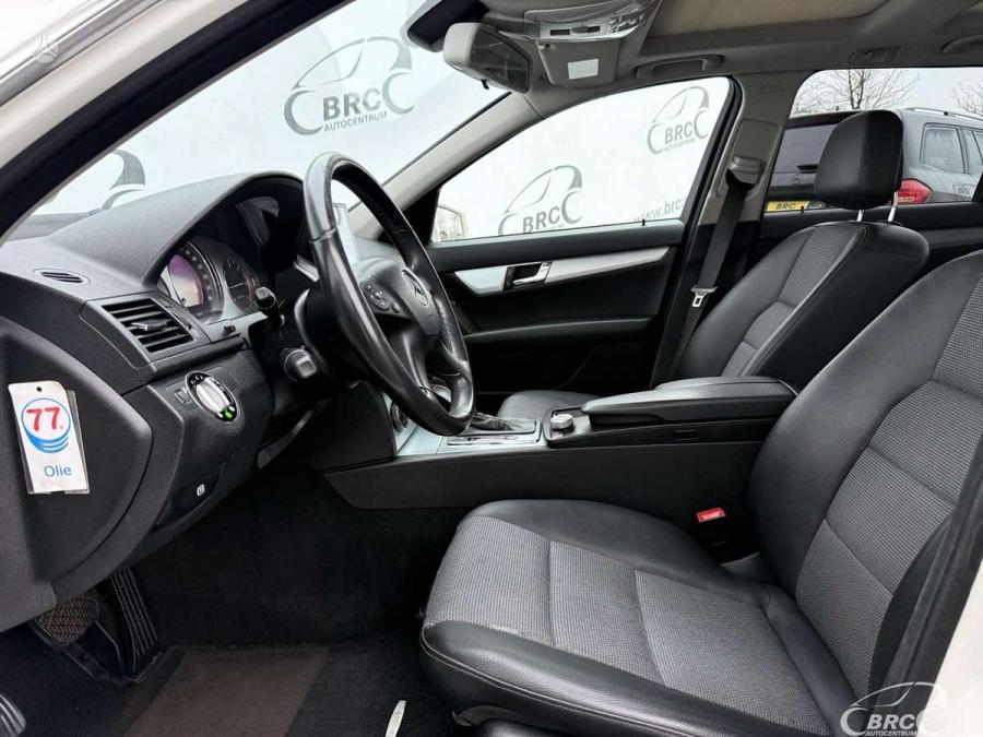 Balts Mercedes-Benz c-220 2008 Klaipėda, ar dzinēja tilpumu 2.15 L un nobraukumu 305 tūkst. km par 3900 €, foto 19 vietnē AUTOMOTO.COM.LV