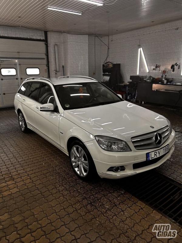 White Mercedes-Benz c-220 2008 in Marijampole, with an engine capacity of 2.10 L and mileage of 290 thousand km for 4500 €, photo 7 on AUTOMOTO.COM.LV