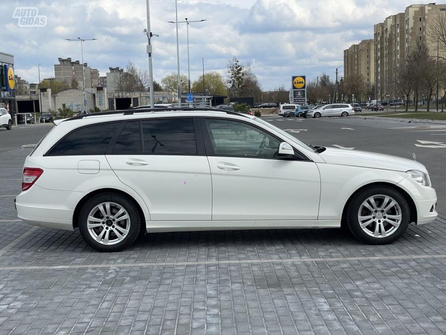 Balts Mercedes-Benz c-220 2008 Kauņa, ar dzinēja tilpumu 2.20 L un nobraukumu 306 tūkst. km par 3000 €, foto 5 vietnē AUTOMOTO.COM.LV