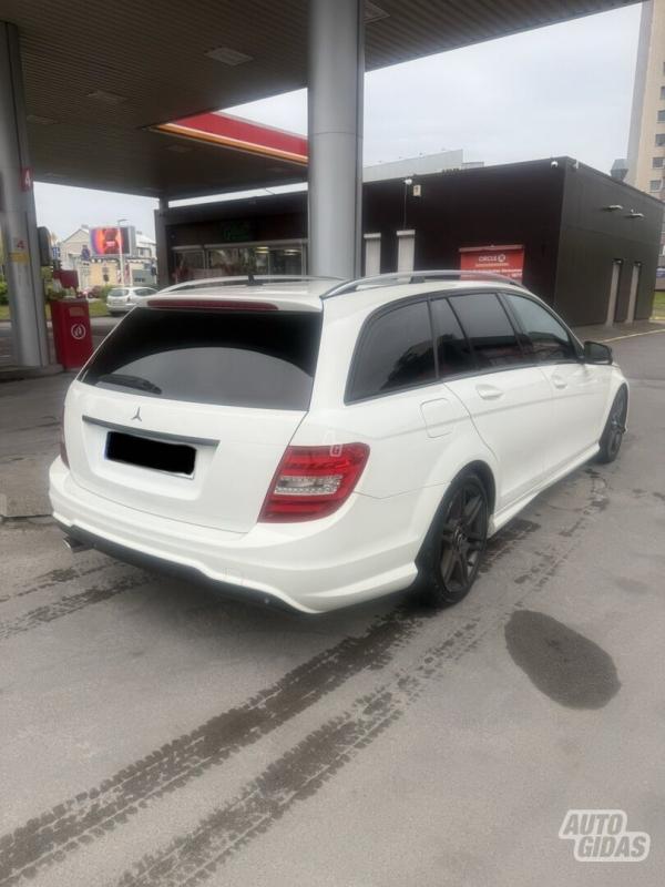 White Mercedes-Benz c-220 2008 in Panevezys, with an engine capacity of 2.10 L and mileage of 350 thousand km for 7700 €, photo 6 on AUTOMOTO.COM.LV