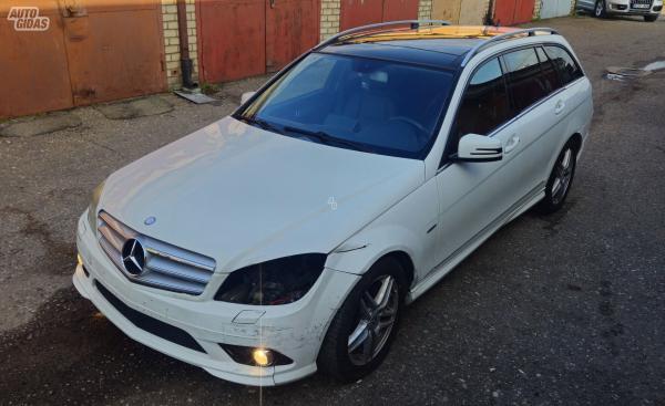 White Mercedes-Benz c-220 2008 in Kaunas, with an engine capacity of 2.10 L and mileage of 310 thousand km for 1700 €, photo 1 on AUTOMOTO.COM.LV