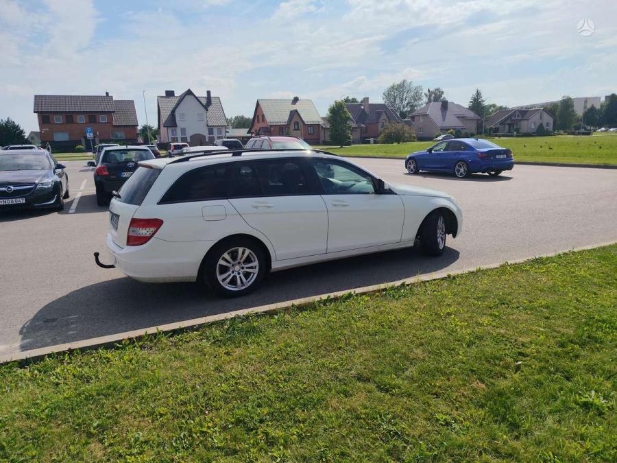 Balts Mercedes-Benz c-220 2008 Šauļi, ar dzinēja tilpumu 2.20 L un nobraukumu 316 tūkst. km par 4350 €, foto 5 vietnē AUTOMOTO.COM.LV