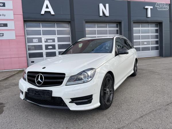 White Mercedes-Benz c-220 2008 in Panevezys, with an engine capacity of 2.10 L and mileage of 356 thousand km for 6950 €, photo 4 on AUTOMOTO.COM.LV