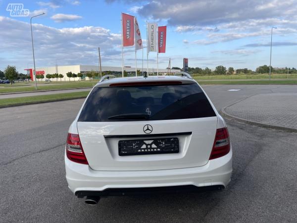 White Mercedes-Benz c-220 2008 in Panevezys, with an engine capacity of 2.10 L and mileage of 356 thousand km for 6950 €, photo 8 on AUTOMOTO.COM.LV