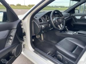 Balts Mercedes-Benz c-220 2008 Panevēža, ar dzinēja tilpumu 2.10 L un nobraukumu 356 tūkst. km par 6950 €, foto 16 vietnē AUTOMOTO.COM.LV