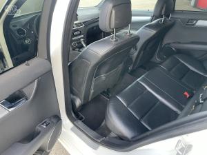 Balts Mercedes-Benz c-220 2008 Panevēža, ar dzinēja tilpumu 2.10 L un nobraukumu 356 tūkst. km par 6950 €, foto 18 vietnē AUTOMOTO.COM.LV