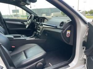 Balts Mercedes-Benz c-220 2008 Panevēža, ar dzinēja tilpumu 2.10 L un nobraukumu 356 tūkst. km par 6950 €, foto 19 vietnē AUTOMOTO.COM.LV