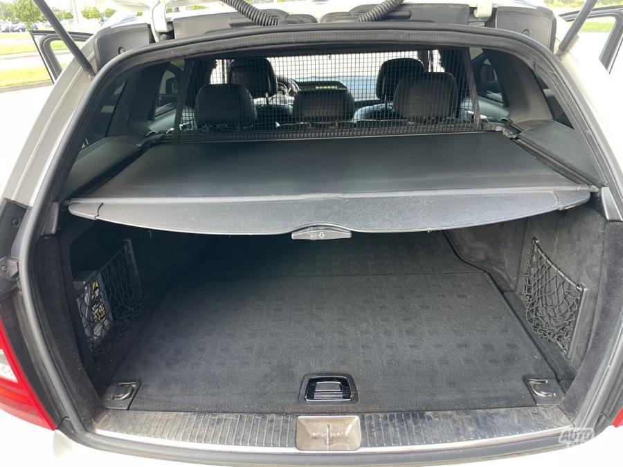 Balts Mercedes-Benz c-220 2008 Panevēža, ar dzinēja tilpumu 2.10 L un nobraukumu 356 tūkst. km par 6950 €, foto 27 vietnē AUTOMOTO.COM.LV