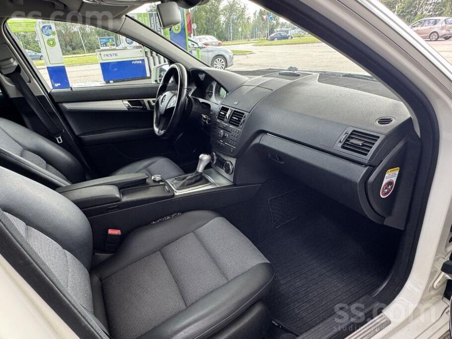 Balts Mercedes-Benz c-220 2009 Rīga, ar dzinēja tilpumu 2.20 L un nobraukumu 0 tūkst. km par 4950 €, foto 8 vietnē AUTOMOTO.COM.LV