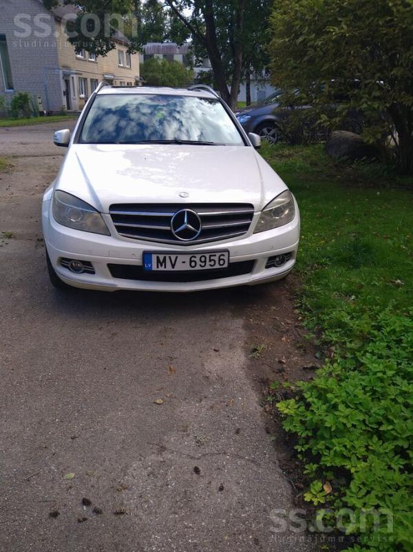 Balts Mercedes-Benz c-220 2010 Jēkabpils, ar dzinēja tilpumu 2.00 L un nobraukumu 259 tūkst. km par 3400 €, foto 7 vietnē AUTOMOTO.COM.LV