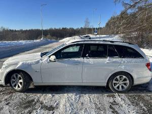 White Mercedes-Benz c-220 2011 in Vilnius, with an engine capacity of 0.00 L and mileage of 300 thousand km for 6200 €, photo 2 on AUTOMOTO.COM.LV