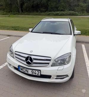 Balts Mercedes-Benz c-220 2011 Viļņa, ar dzinēja tilpumu 2.14 L un nobraukumu 373 tūkst. km par 4300 €, foto  vietnē AUTOMOTO.COM.LV