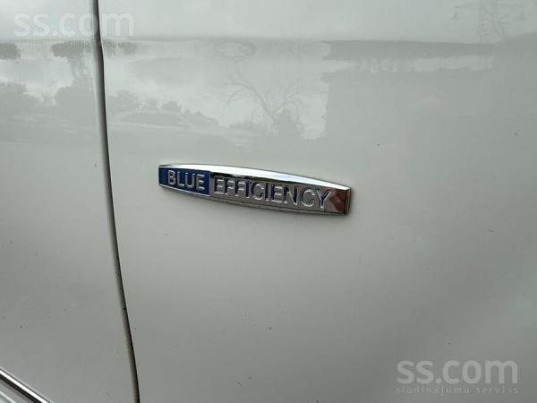 White Mercedes-Benz c-220 2011 in Riga, with an engine capacity of 2.10 L and mileage of 278 thousand km for 6490 €, photo 10 on AUTOMOTO.COM.LV