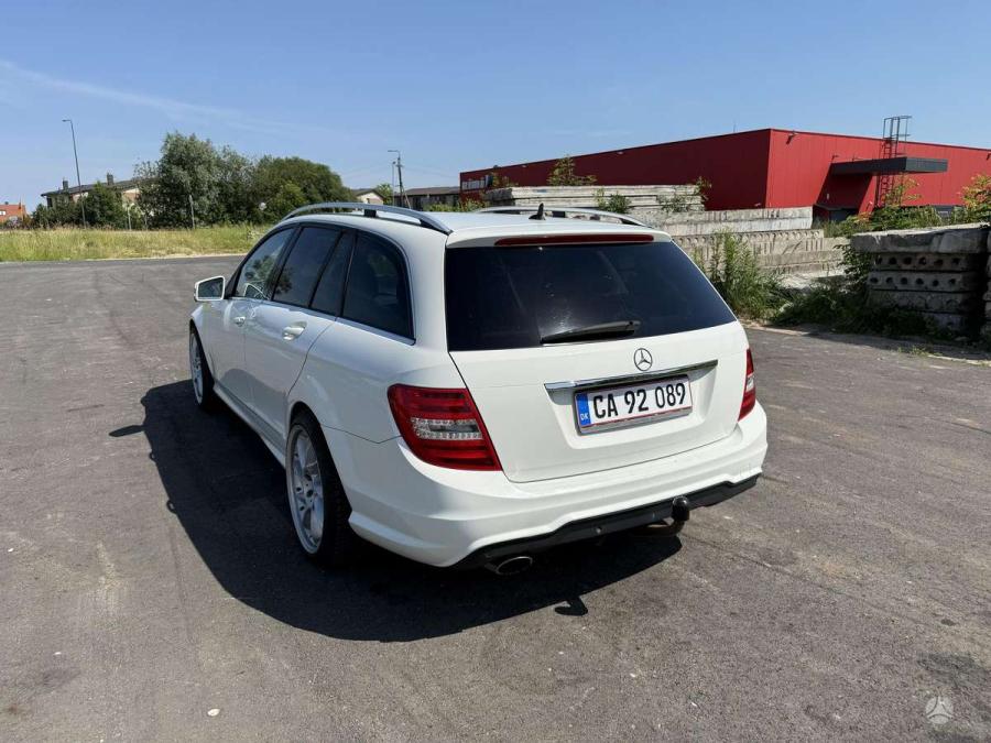 Balts Mercedes-Benz c-220 2012 Kauņa, ar dzinēja tilpumu 0.00 L un nobraukumu 355 tūkst. km par 4850 €, foto 7 vietnē AUTOMOTO.COM.LV