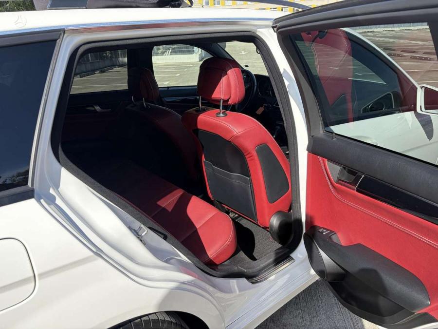 Balts Mercedes-Benz c-220 2012 Viļņa, ar dzinēja tilpumu 0.00 L un nobraukumu 296 tūkst. km par 5800 €, foto 14 vietnē AUTOMOTO.COM.LV