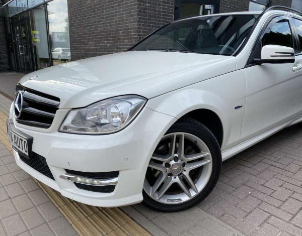 White Mercedes-Benz c-220 2012 in Marijampole, with an engine capacity of 2.14 L and mileage of 439 thousand km for 5450 €, photo 8 on AUTOMOTO.COM.LV