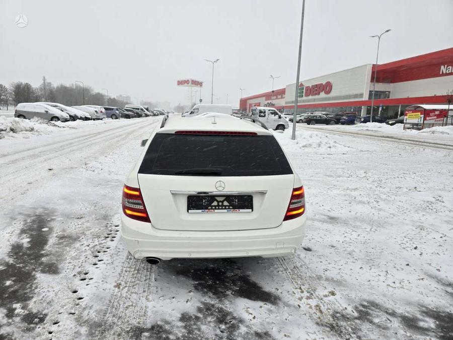 White Mercedes-Benz c-220 2014 in Kaunas, with an engine capacity of 2.20 L and mileage of 170 thousand km for 7250 €, photo 7 on AUTOMOTO.COM.LV