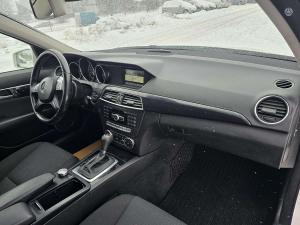 White Mercedes-Benz c-220 2014 in Kaunas, with an engine capacity of 2.20 L and mileage of 170 thousand km for 7250 €, photo 14 on AUTOMOTO.COM.LV