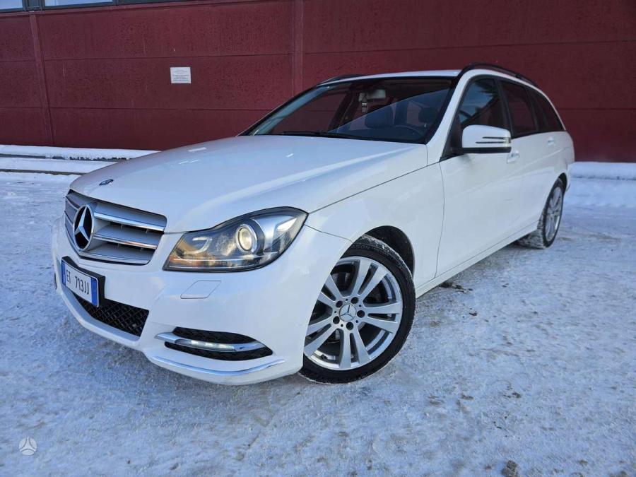 Balts Mercedes-Benz c-220 2014 Kauņa, ar dzinēja tilpumu 2.20 L un nobraukumu 273 tūkst. km par 6250 €, foto 1 vietnē AUTOMOTO.COM.LV