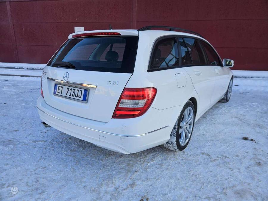 Balts Mercedes-Benz c-220 2014 Kauņa, ar dzinēja tilpumu 2.20 L un nobraukumu 273 tūkst. km par 6250 €, foto 13 vietnē AUTOMOTO.COM.LV