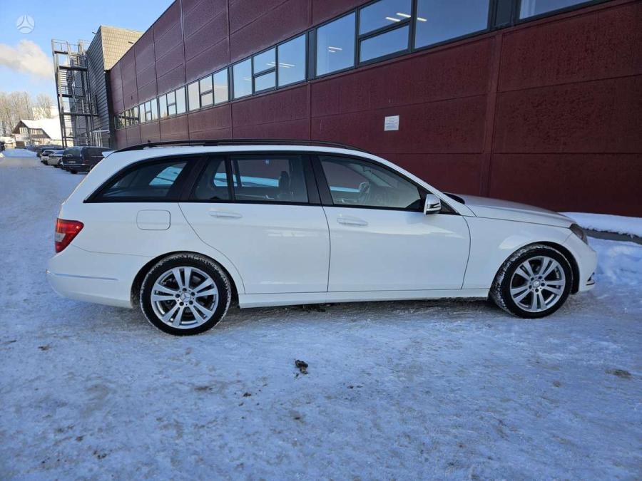 Balts Mercedes-Benz c-220 2014 Kauņa, ar dzinēja tilpumu 2.20 L un nobraukumu 273 tūkst. km par 6250 €, foto 19 vietnē AUTOMOTO.COM.LV