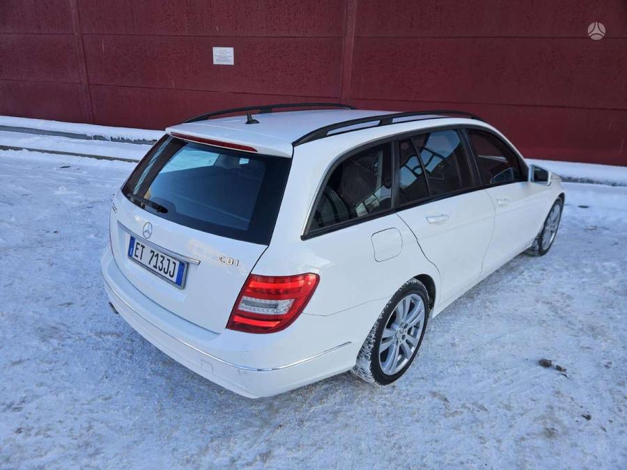 Balts Mercedes-Benz c-220 2014 Kauņa, ar dzinēja tilpumu 2.20 L un nobraukumu 273 tūkst. km par 6250 €, foto 20 vietnē AUTOMOTO.COM.LV